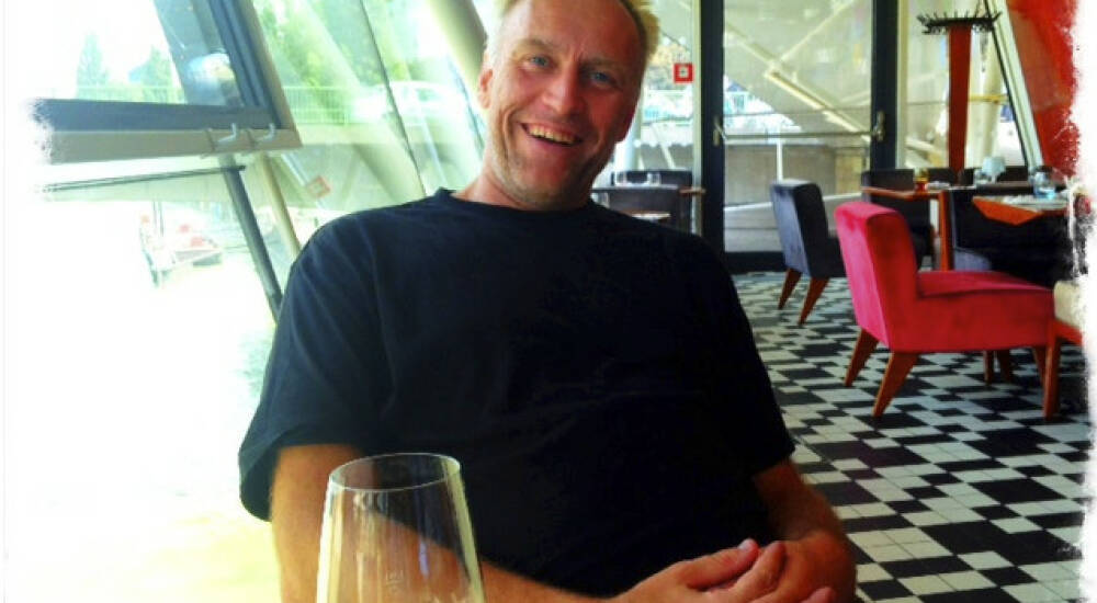 Foto des Tages (1): Mit Alex im Motto am Fluss | boerse-social.com