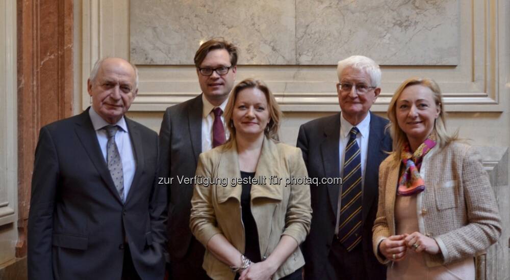 Neue Bilder: Bernhard Felderer, Alfred Heiter,Isabella Mader, Erich ...